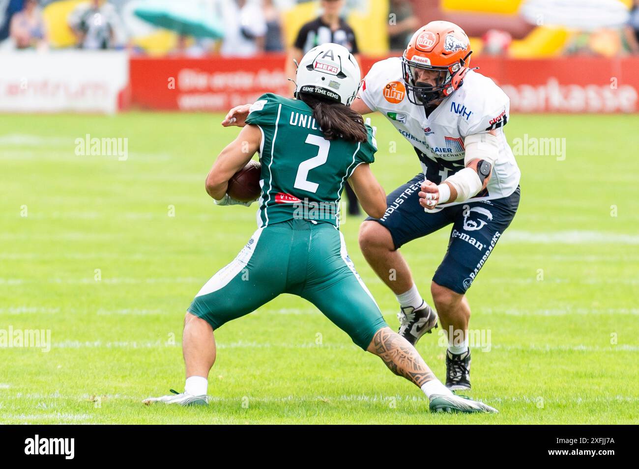Ben Rashid (45, DL, ifm Razorbacks Ravensburg) stellt Jason-Matthew ...