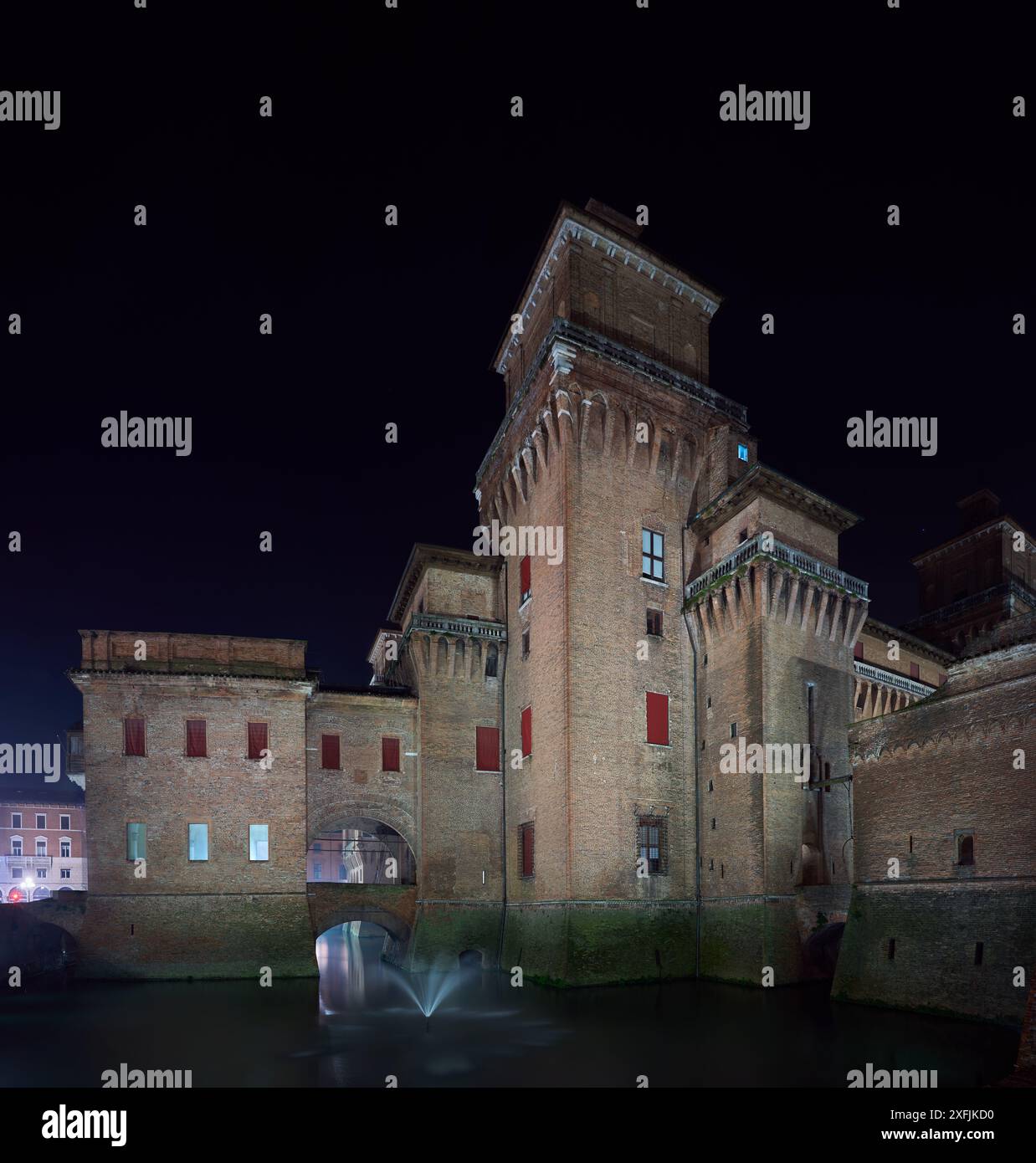 Castello Estense, medieval castle in Ferrara, Italy Stock Photo - Alamy