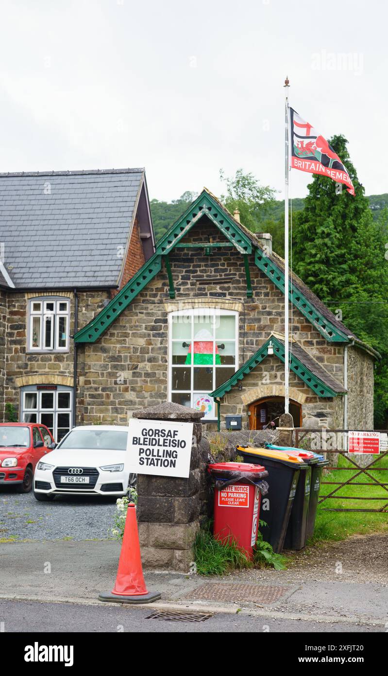 Cemaes church hall hi-res stock photography and images - Alamy