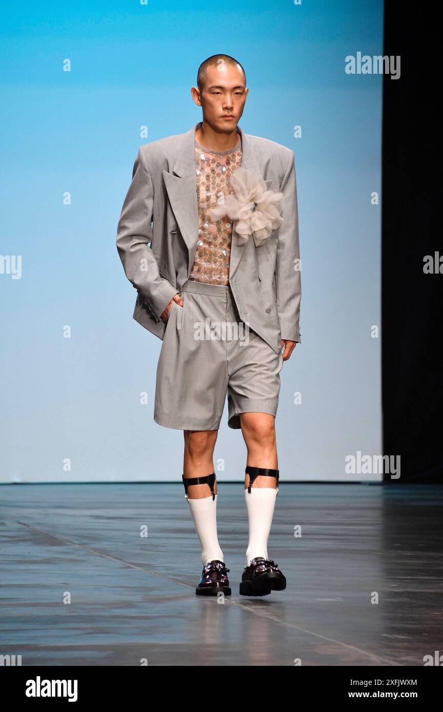 Model bei der Danny Reinke Fashion Show auf der Berlin Fashion Week S/S ...