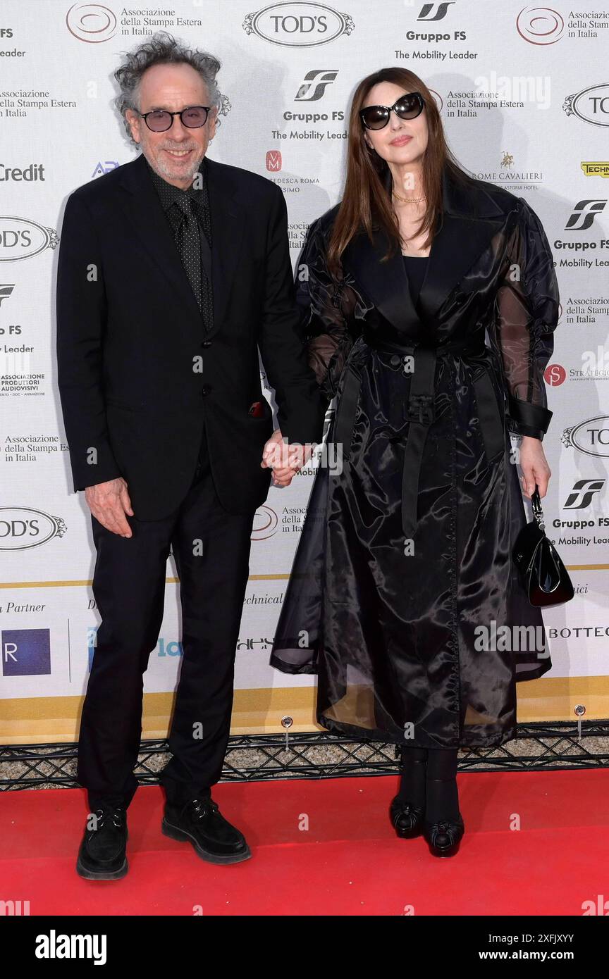 Tim Burton mit Partnerin Monica Bellucci bei der 64. Verleihung der ...
