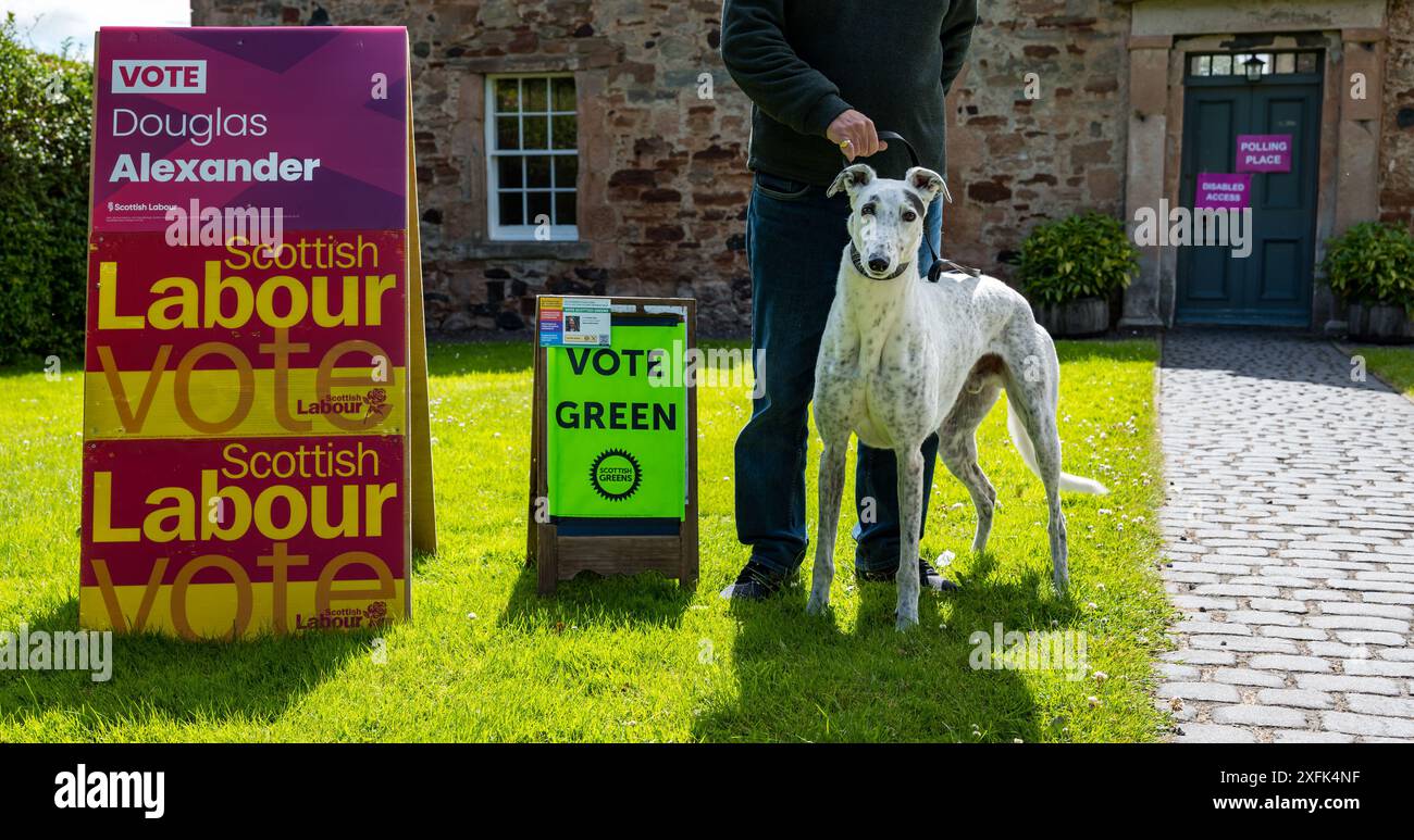 East Lothian, Scotland, UK, 04 July 2024. Dogs at Polling Places: the ...