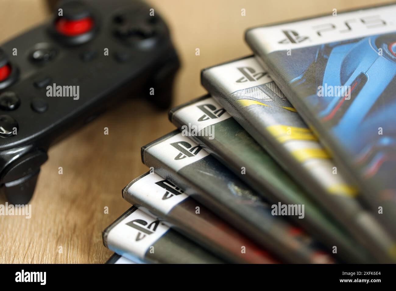 Ps5 boxes hi-res stock photography and images - Alamy