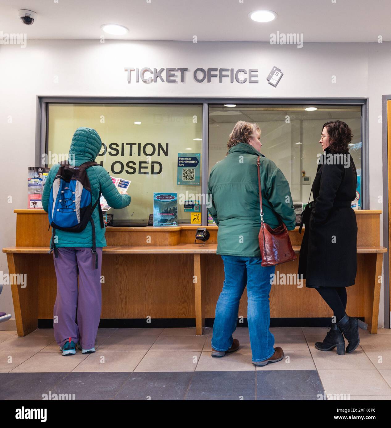 National rail ticket office hi-res stock photography and images - Alamy