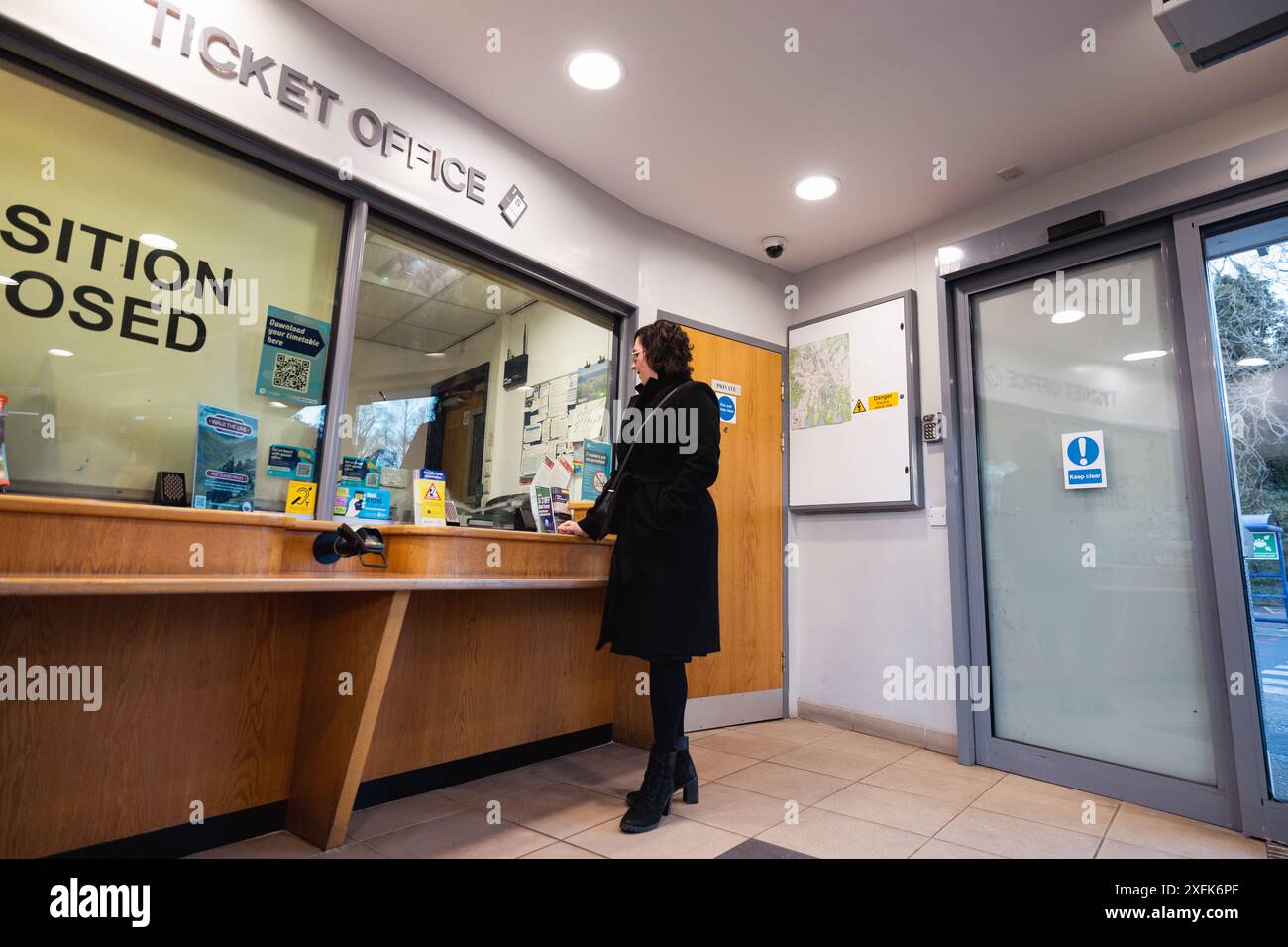 Windermere railway station ticket office Stock Photo - Alamy