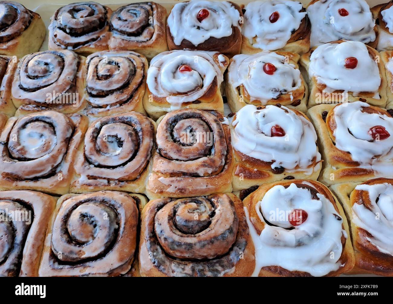 Large buns hi-res stock photography and images - Alamy