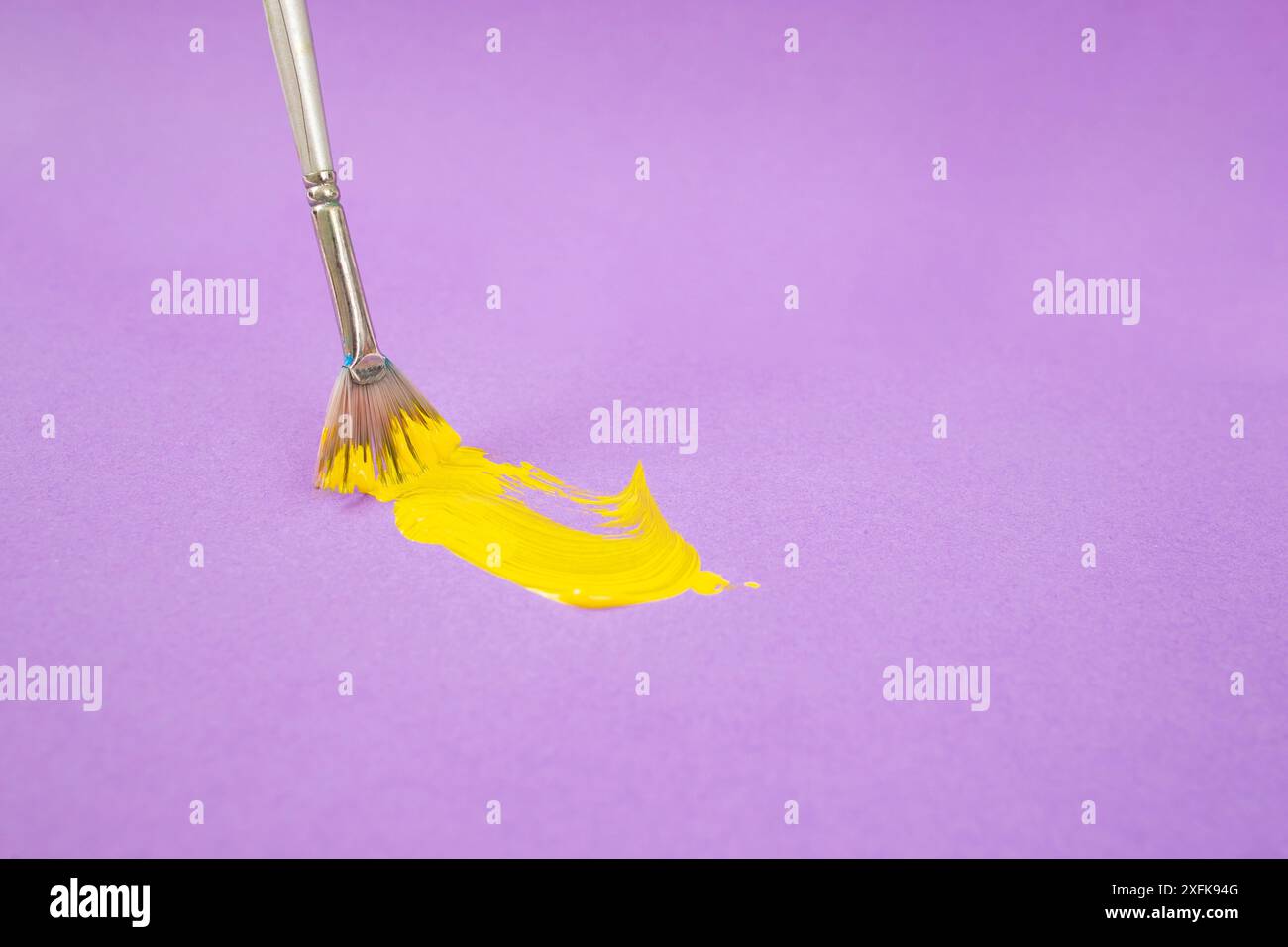 Dynamic paint brush stroke hi-res stock photography and images - Alamy