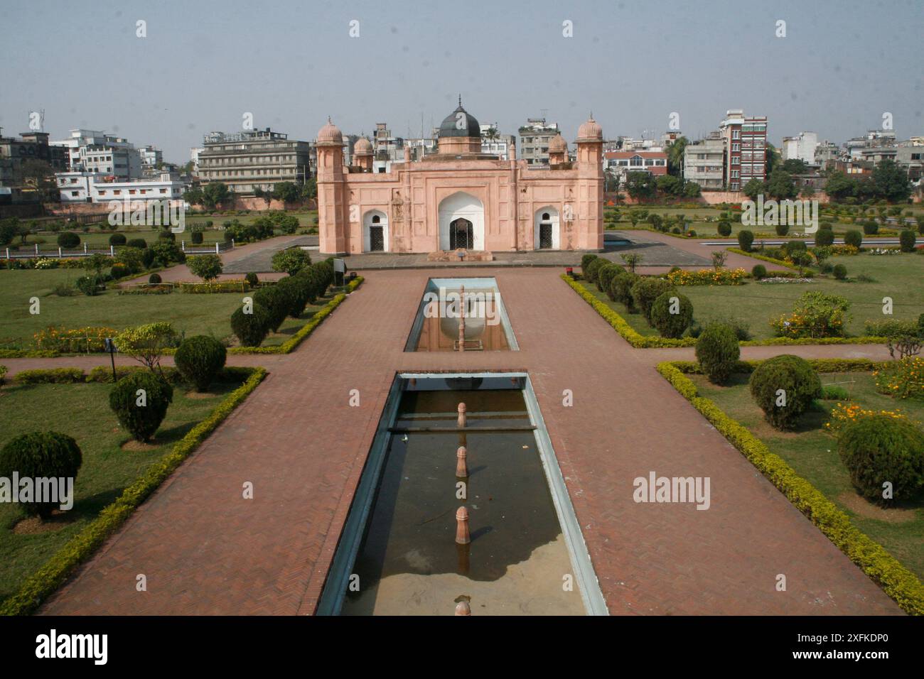 The Lalbagh fort or Lalbagh Kella is an incomplete palace fortress in ...