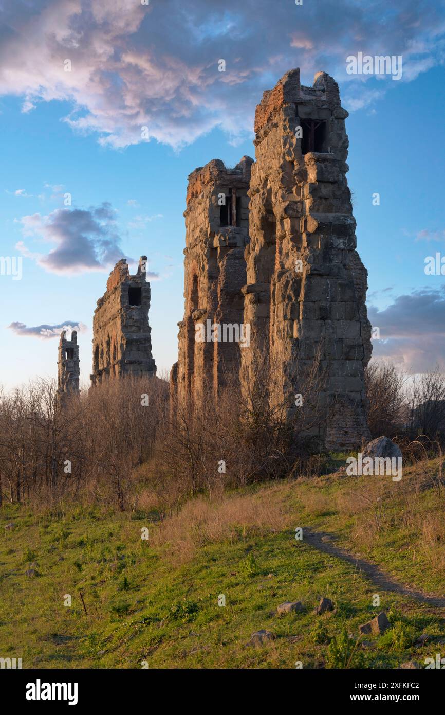 Anio vetus rome hi-res stock photography and images - Alamy