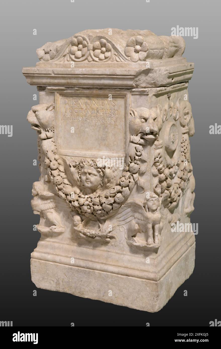 Ancient roman marble hi-res stock photography and images - Alamy