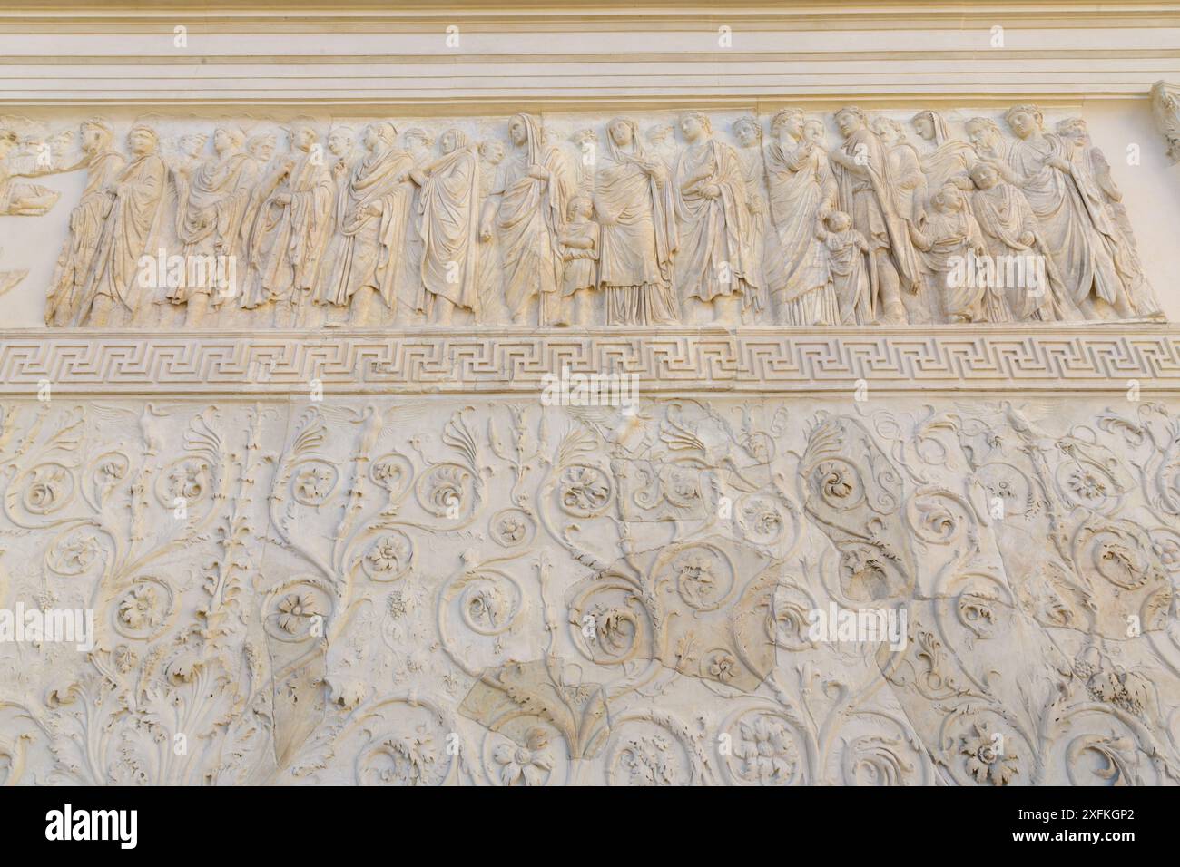 Ara romana hi-res stock photography and images - Alamy