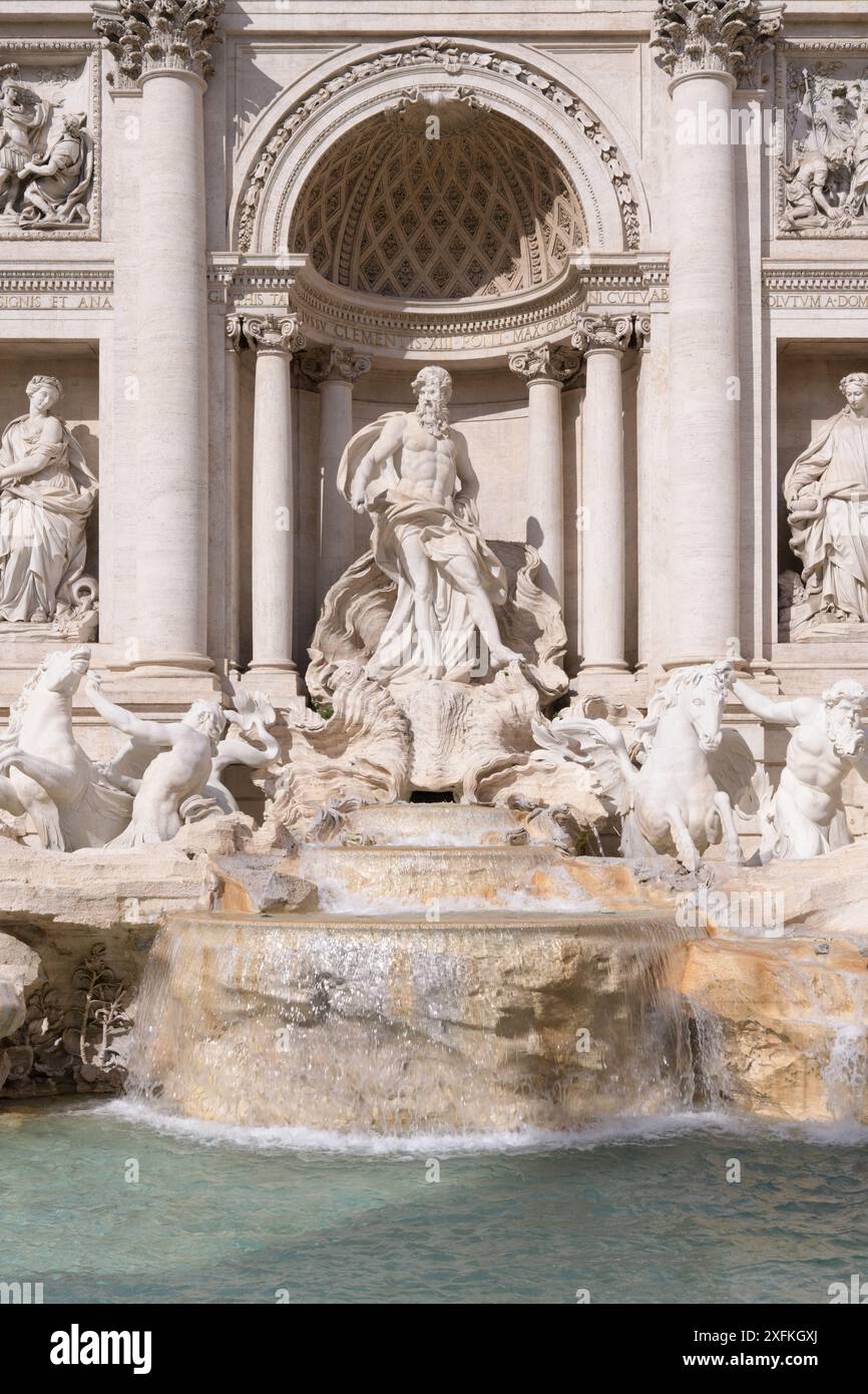 Trevi Fountain (Fontana di Trevi). Front view of fountain in the Trevi ...
