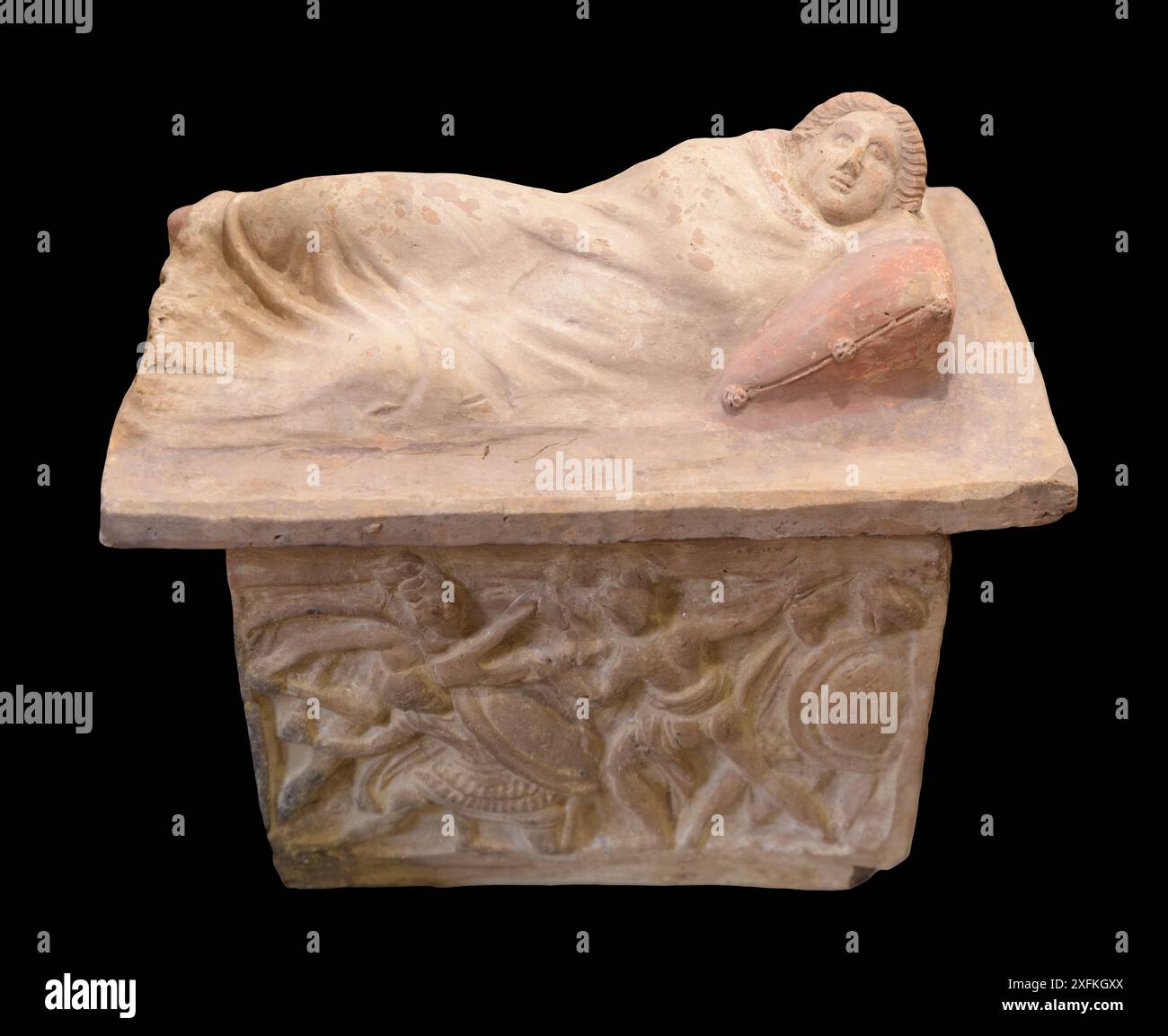 Enclosed cinerary urn with myth of Echetlo from battle of Marathon, 150 ...