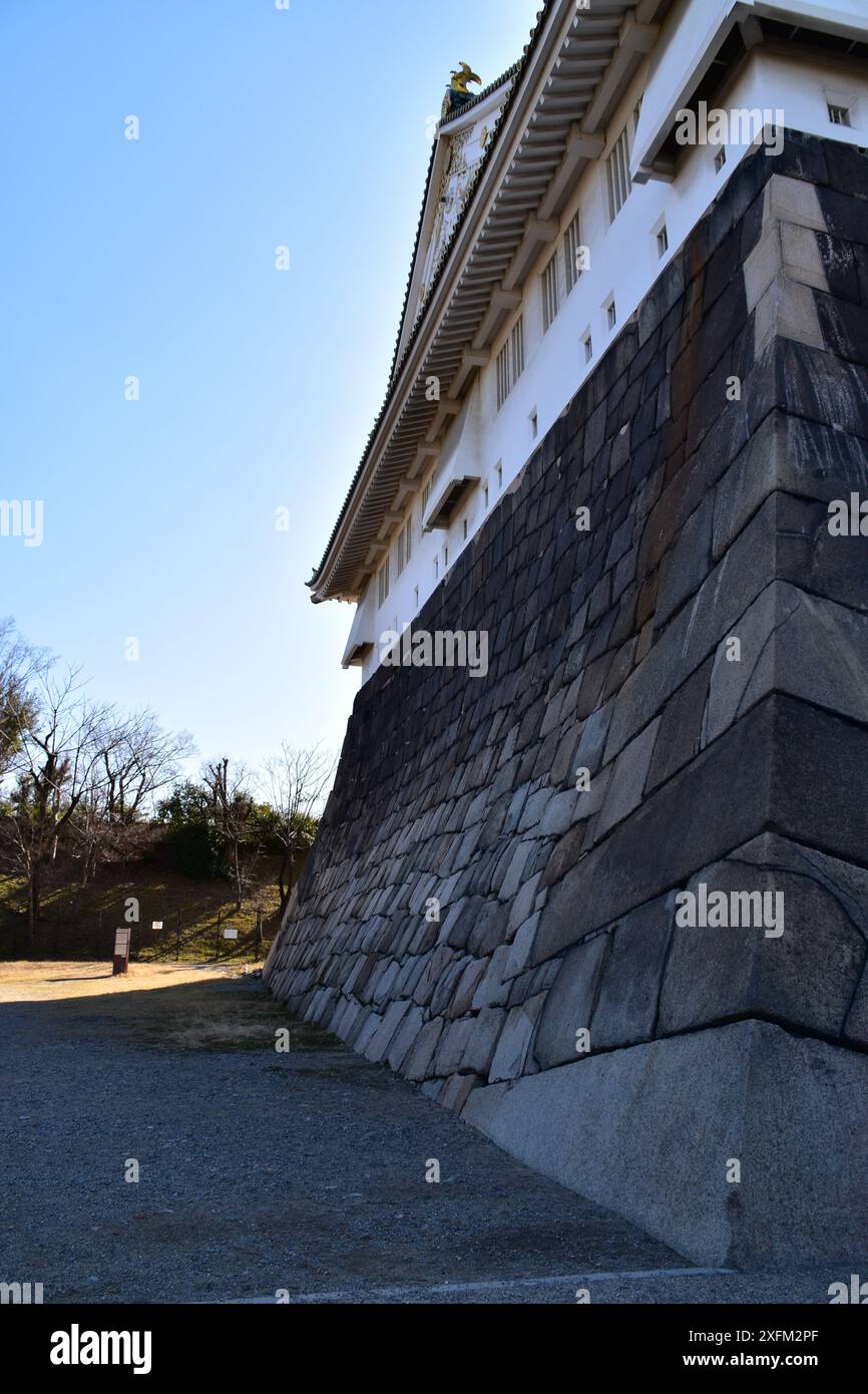 The large stone boulders of the slanted foundations of Osaka Castle ...