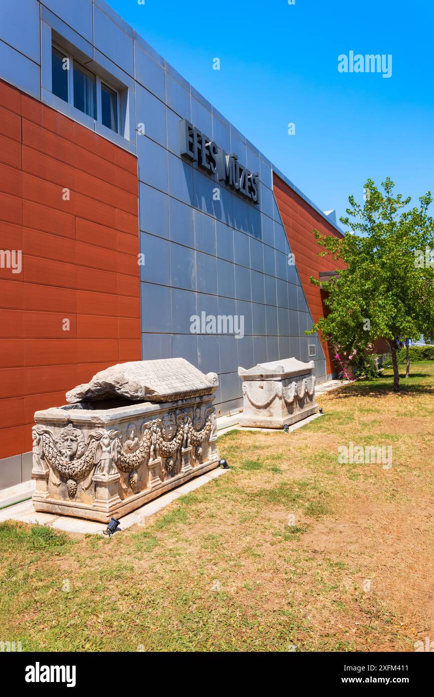 Efes Muzesi means Ephesus Museum is a archaeological museum. Ephesus is ...