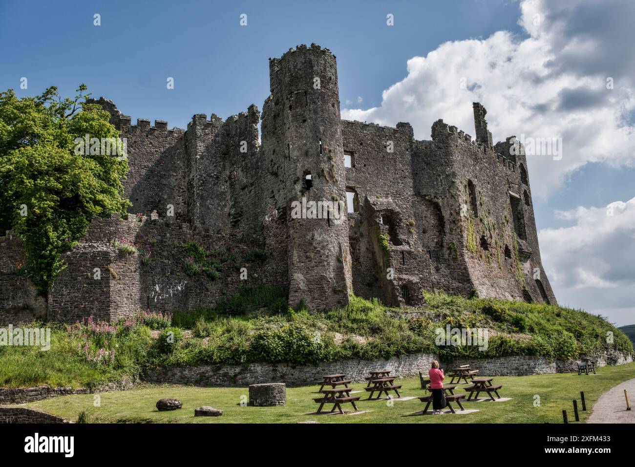Dylan thomas on beach hi-res stock photography and images - Alamy