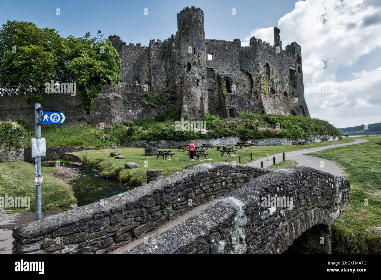 Laugharnes castle hi-res stock photography and images - Alamy