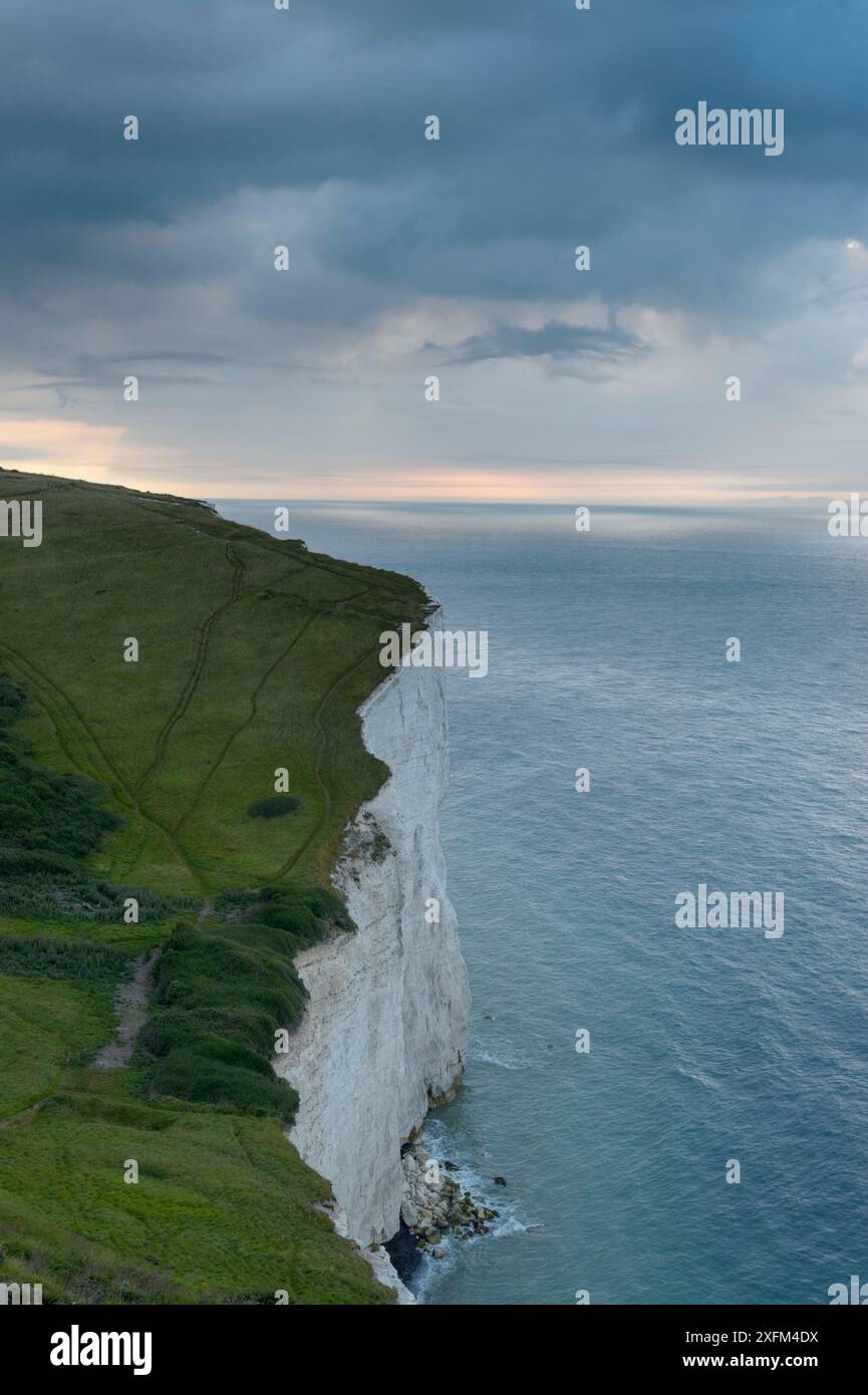 Storm dover hi-res stock photography and images - Alamy