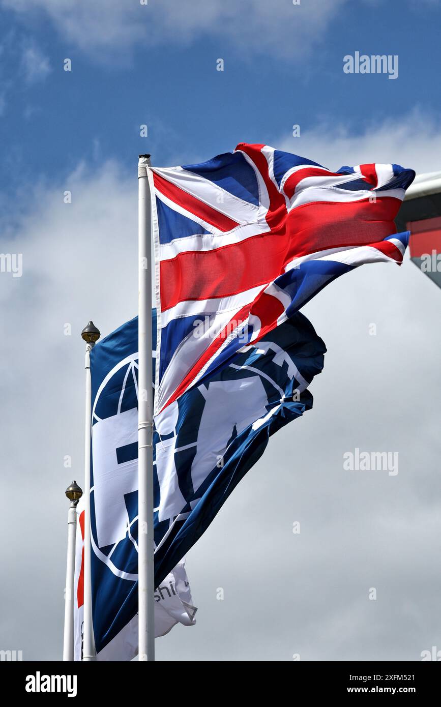 Silverstone, UK. 04th July, 2024. Circuit atmosphere - flags. Formula 1 ...