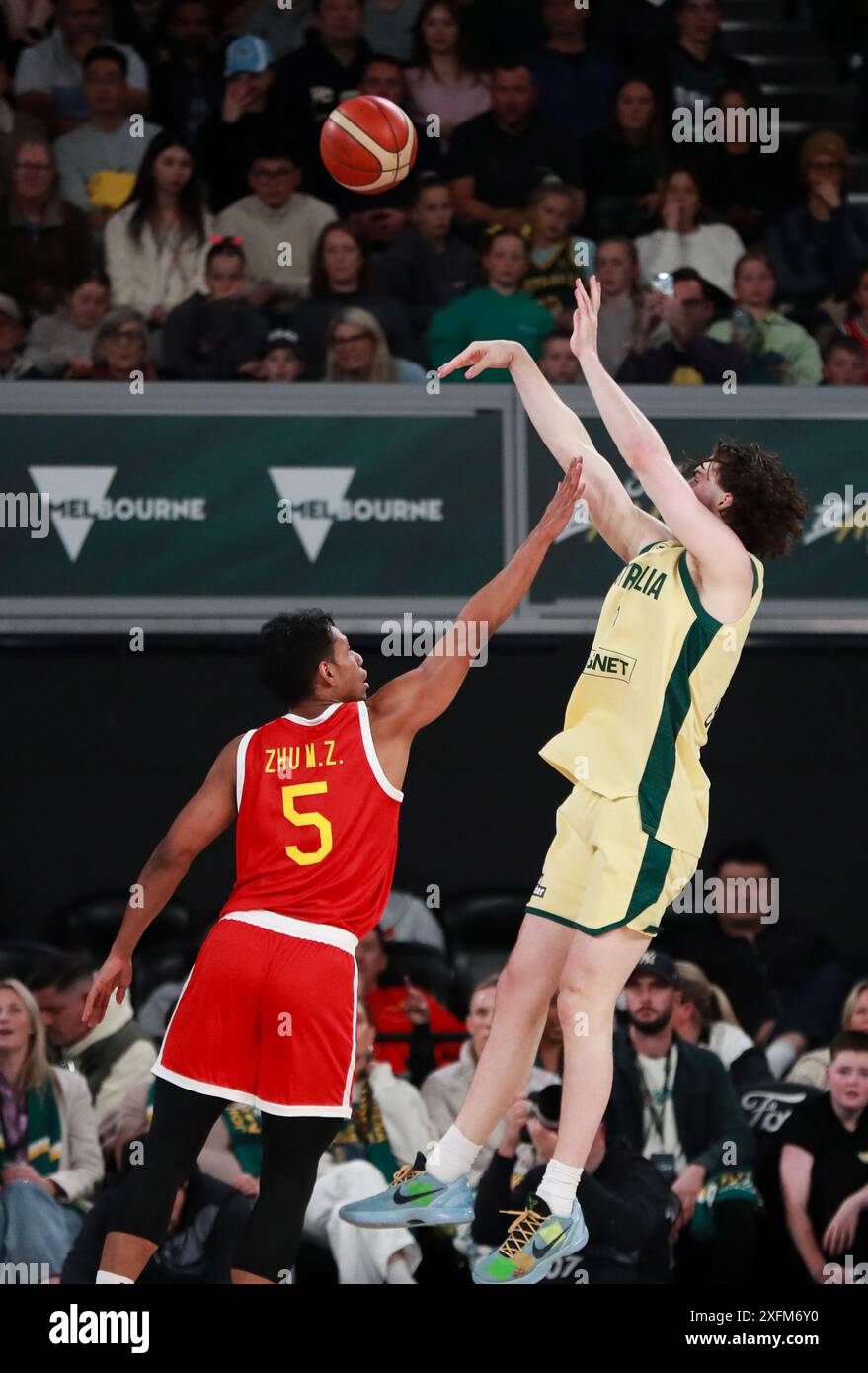 Melbourne, Australia. 4th July, 2024. Dyson Daniels (R) of Australia ...