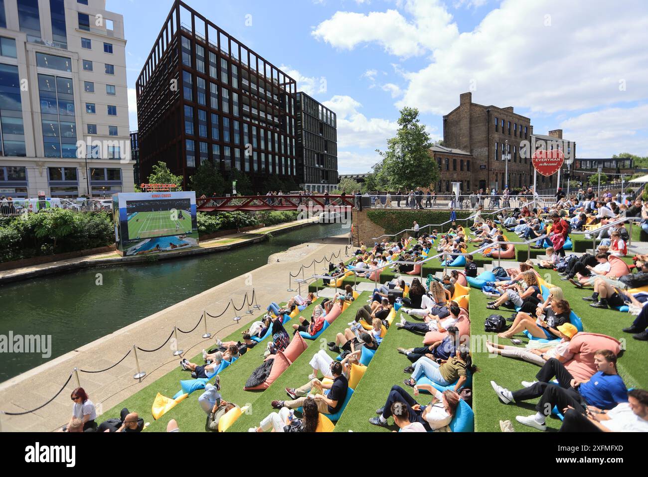 Watching Wimbledon tennis on the Everyman screen on Regents Canal at ...