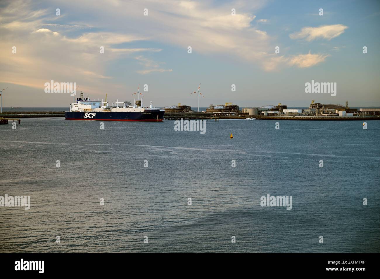 Scf lng tanker hi-res stock photography and images - Alamy