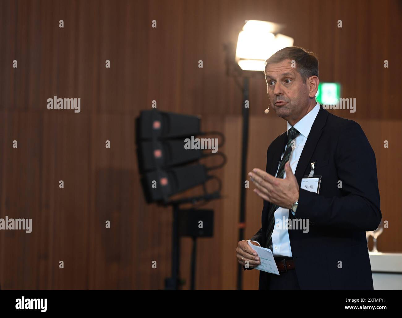 Meyer Werft beginnt mit Bau von Offshore-Konverterplattform Olaf Lies ...