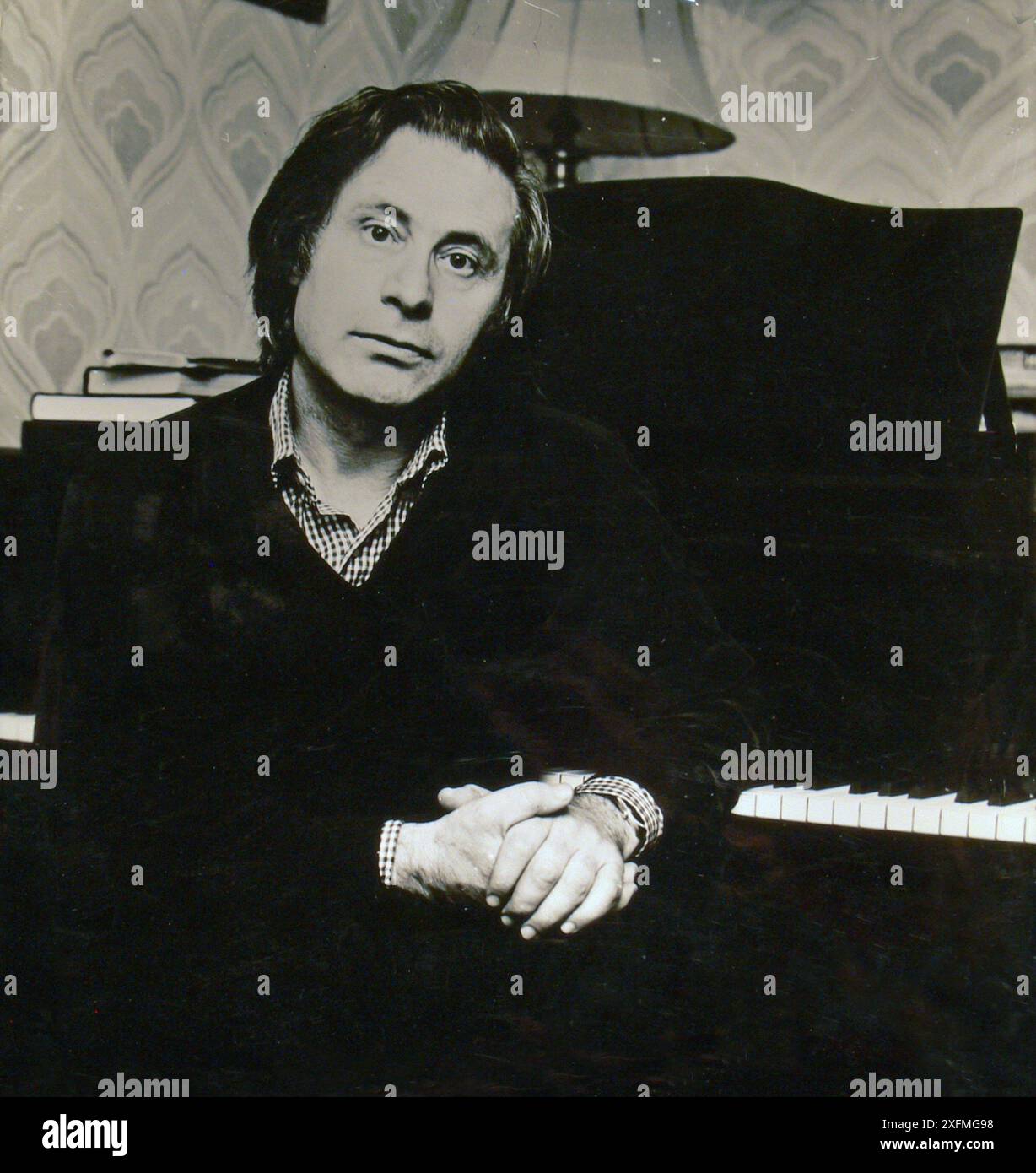 Schnittke composer hi-res stock photography and images - Alamy