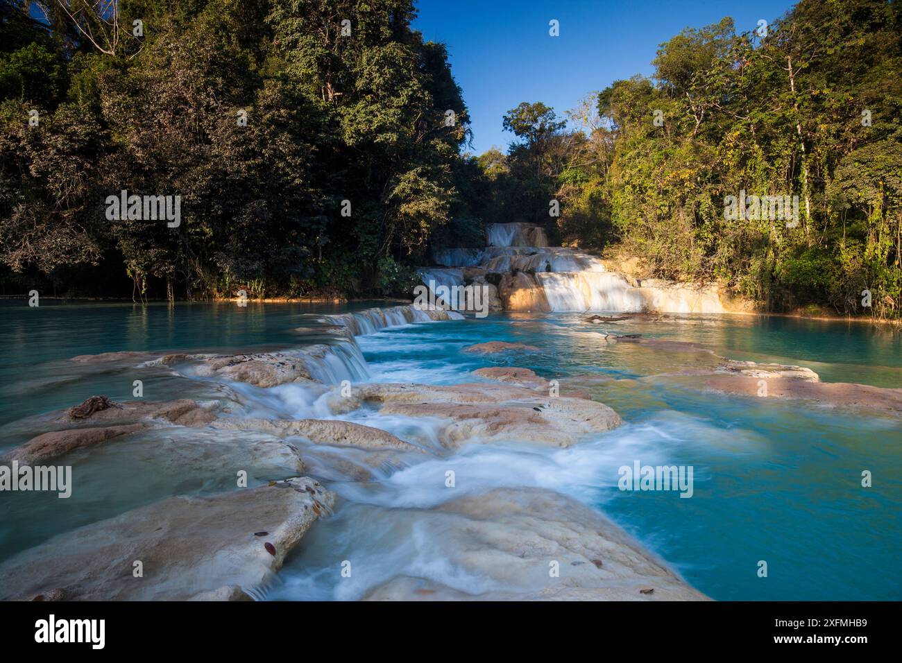 Cascades agua azul chiapas hi-res stock photography and images - Alamy