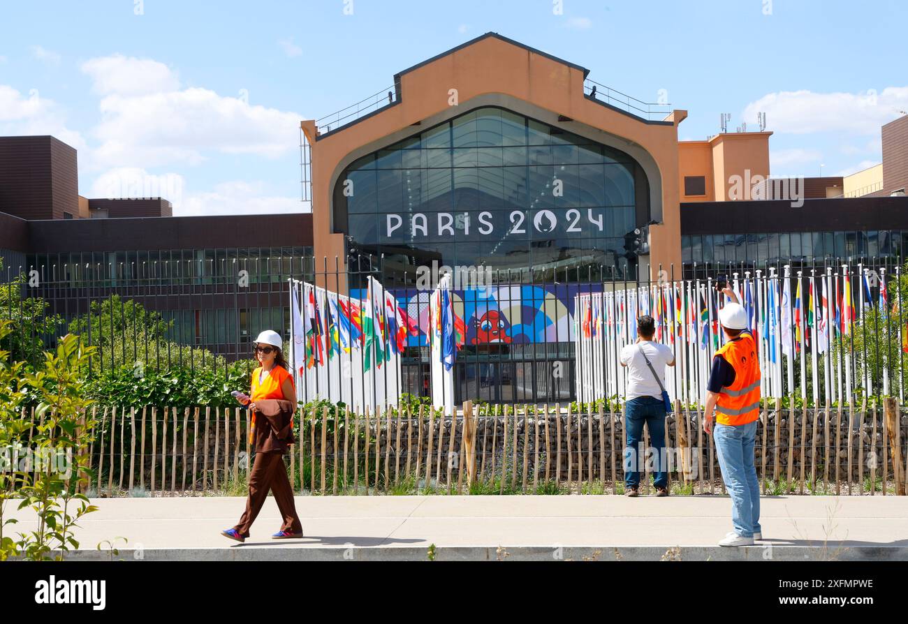 Jeux olympiques 2024 hi-res stock photography and images - Alamy