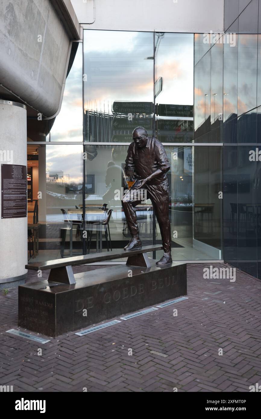 Bronze sculpture of Ajax trainer & club icon Bobby Haarms by Hans Jouta near entrance Johan ...