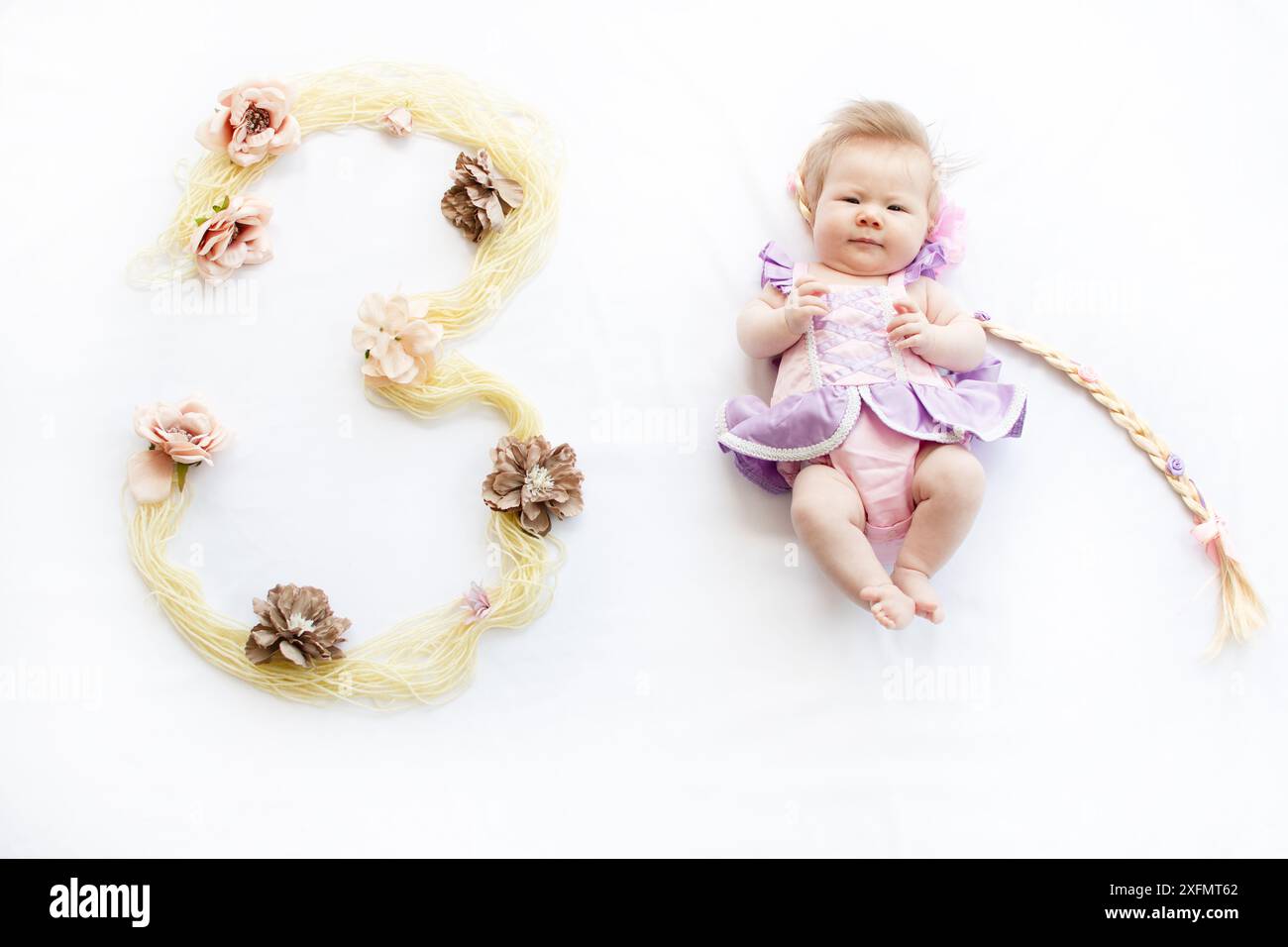 Three month old baby girl. Monthly photoshoot idea for babies. Newborn ...
