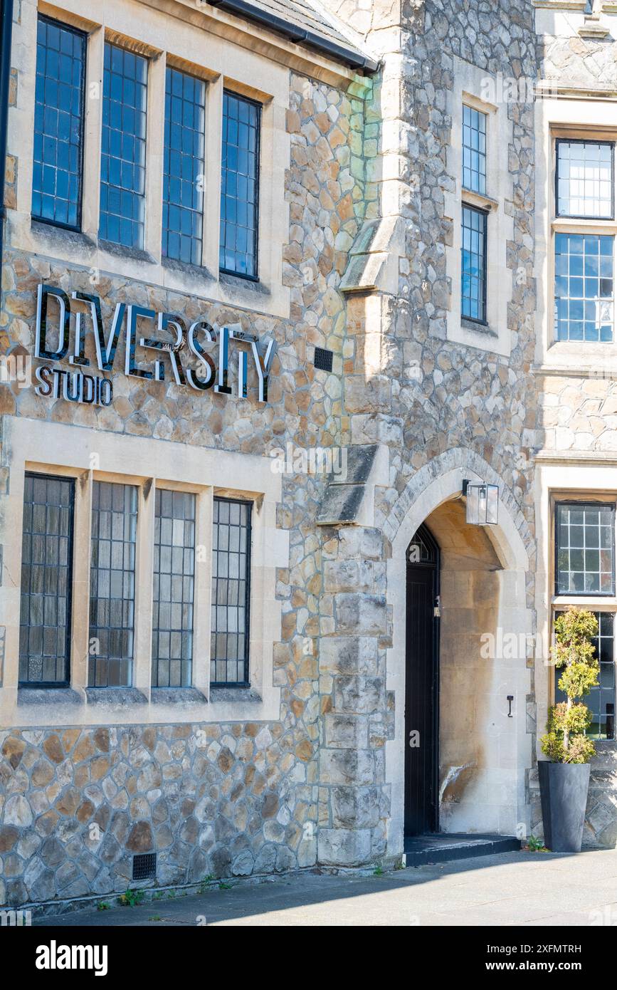 Westcliff united reformed church hall hi-res stock photography and ...