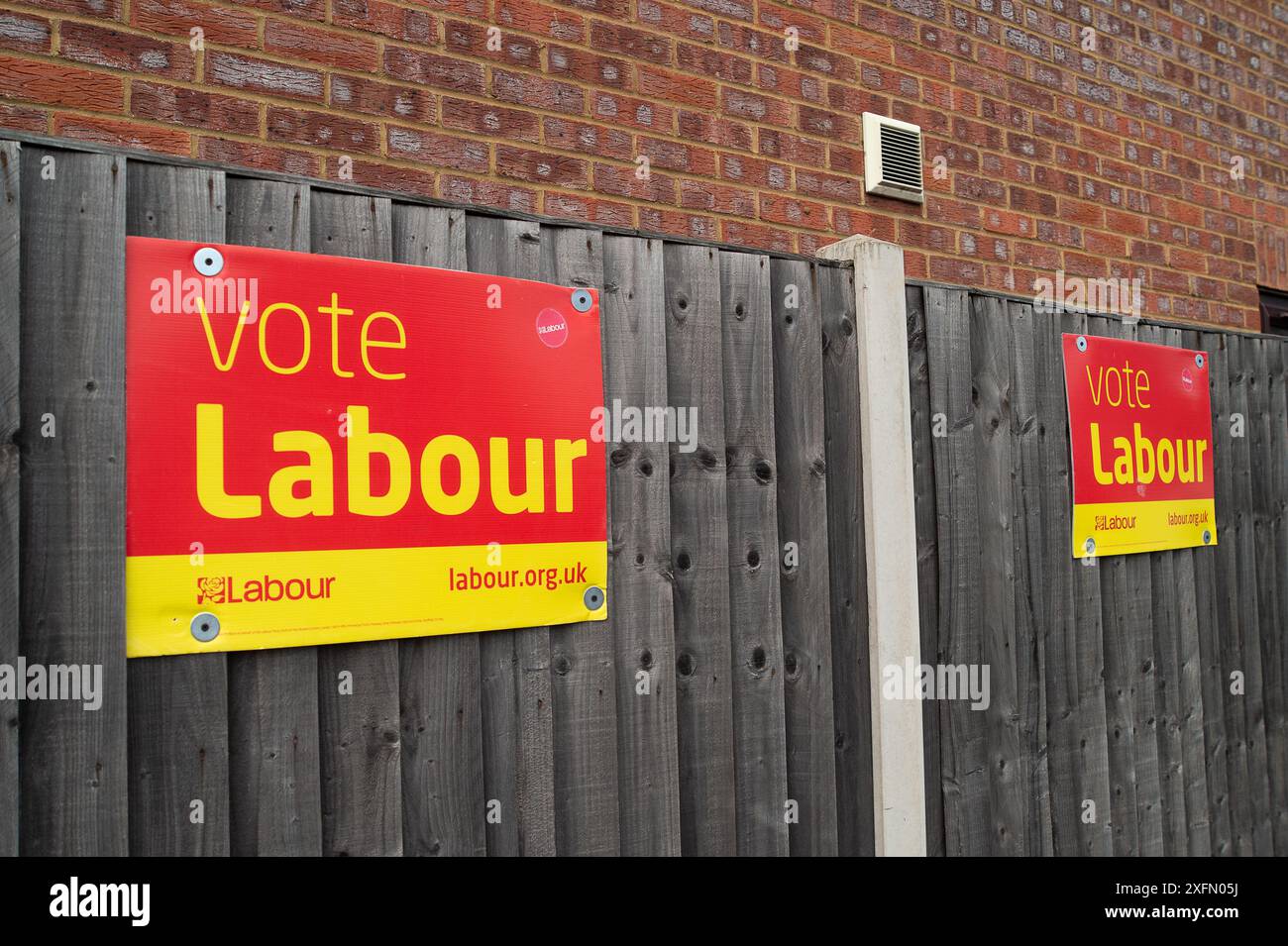 Slough, Berkshire, UK. 4th July, 2024. Vote Labour signs outside a ...