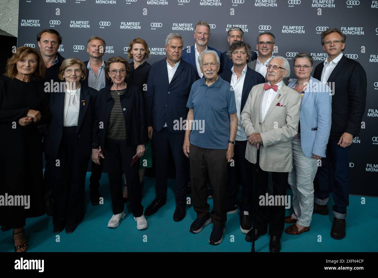 Team & Cast: Till Dierenbach (Produzent), Sandra Dujmovic (Co ...