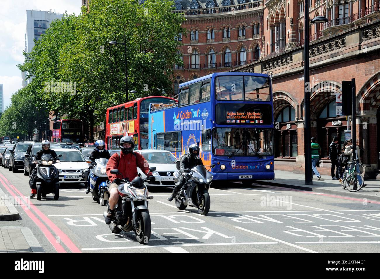 Traffic on Euston Road, one of the most polluted road, in the country ...