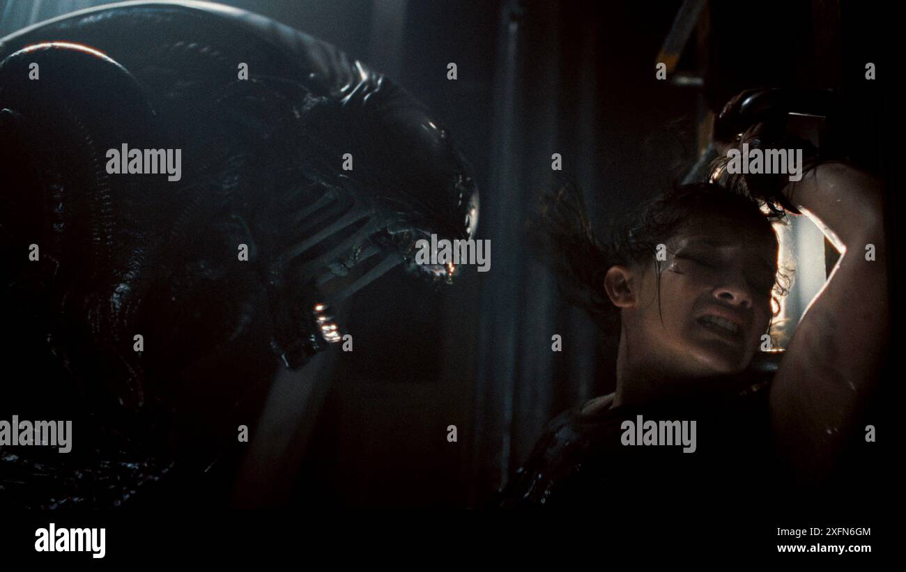 Alien movie monster hi-res stock photography and images - Alamy