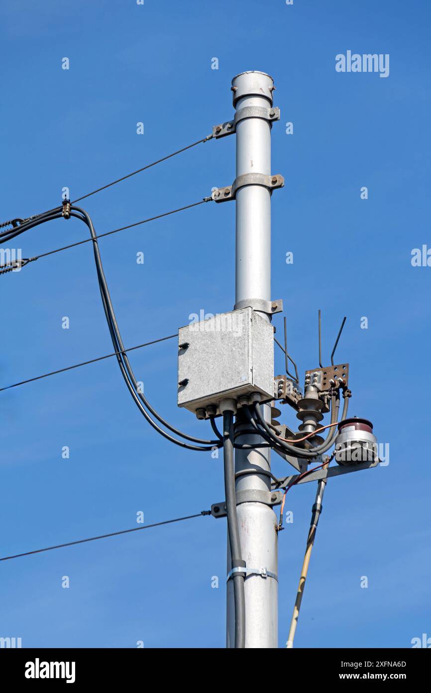 Electricity box on pole hi-res stock photography and images - Alamy