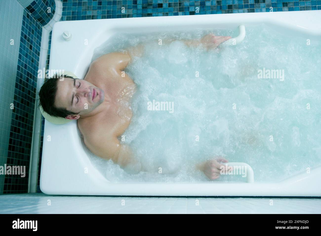 Multijet Jacuzzi with algae. Rich in iodine, minerals and trace ...