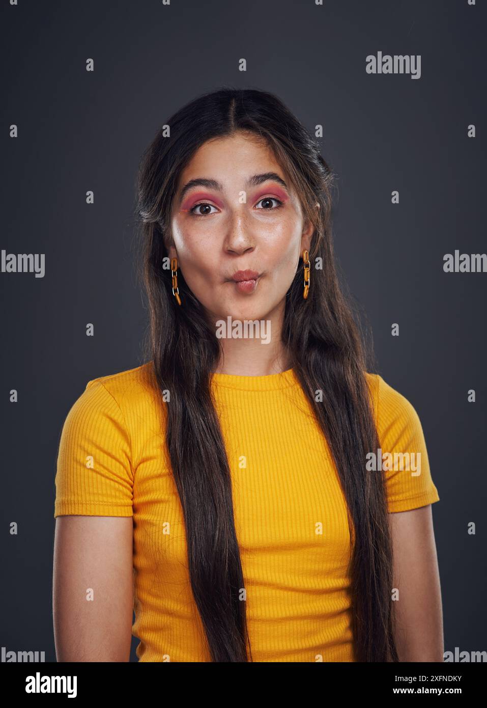 Fish lips hi-res stock photography and images - Alamy