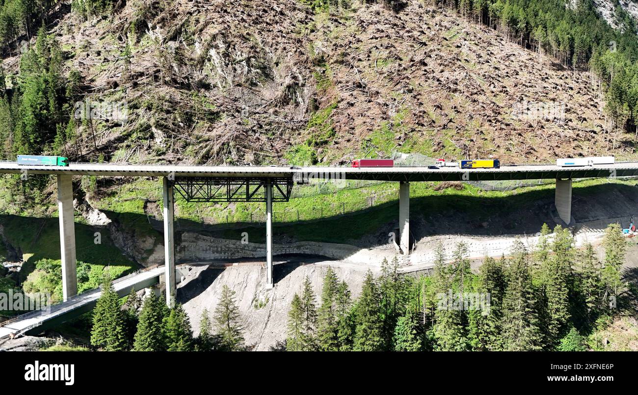 Luegbrücke, Tirol, Österreich 04. Juli 2024: Hier der Blick auf die ...
