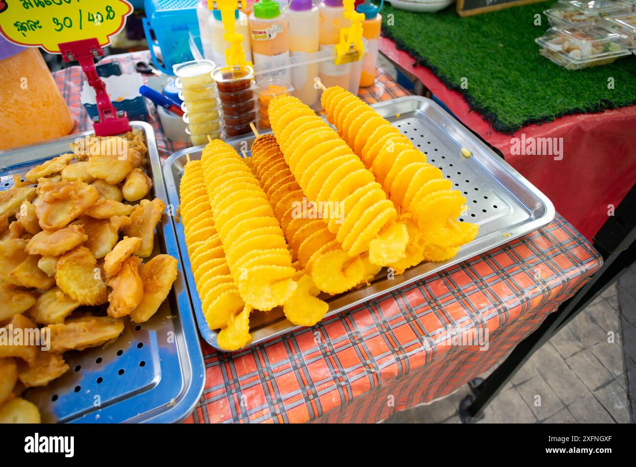 Crunchy photos hi-res stock photography and images - Alamy