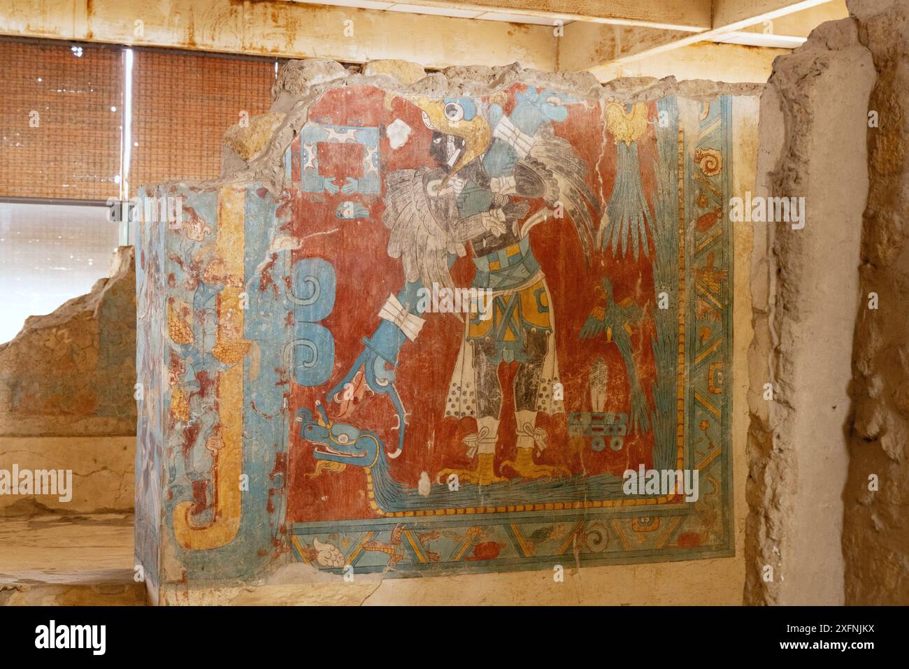 Mayan costume hi-res stock photography and images - Alamy