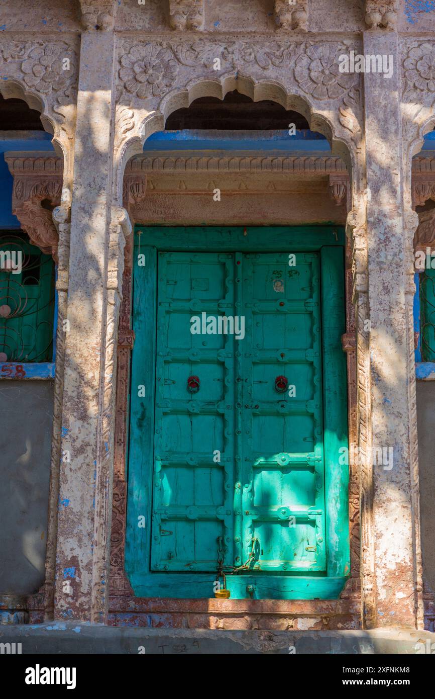 Green city india hi-res stock photography and images - Alamy