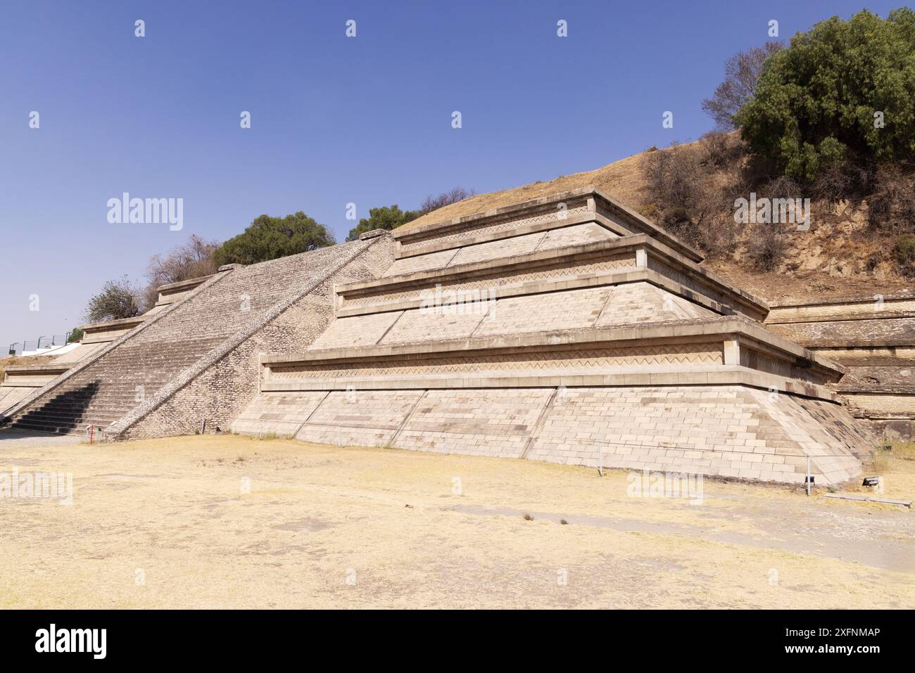 The Great Pyramid of Cholula, aka Tlachihualtepetl, largest pyramid in ...