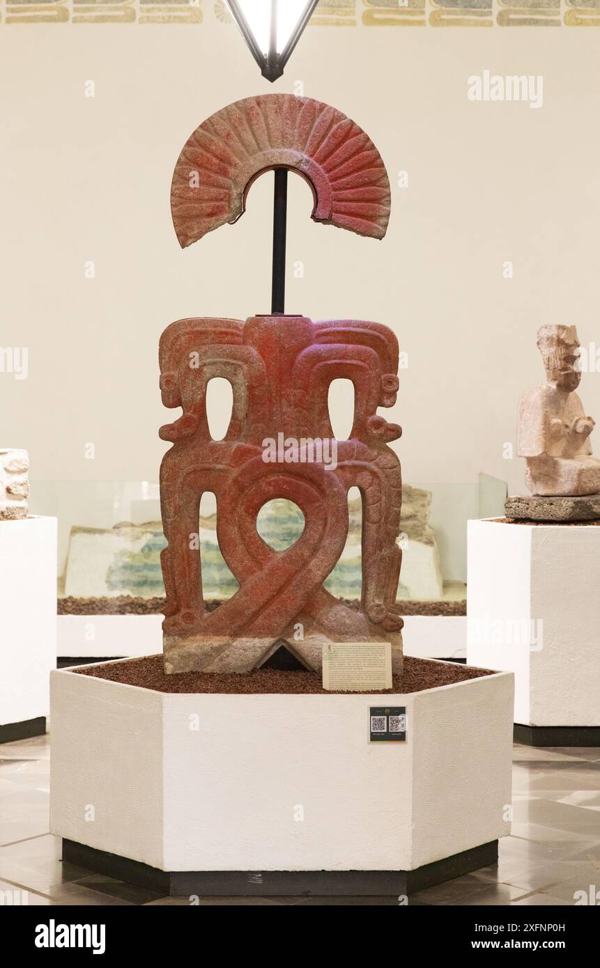 Mayan art - The "Red Lord" sculpture; Patron God of the ruling nobility ...