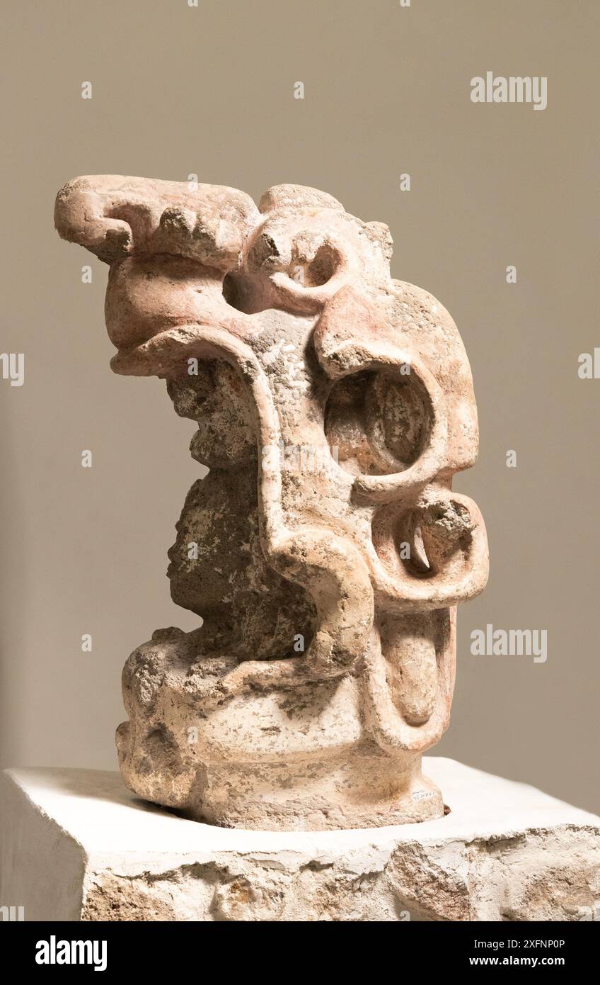 Snake mayan sculpture in hi-res stock photography and images - Alamy