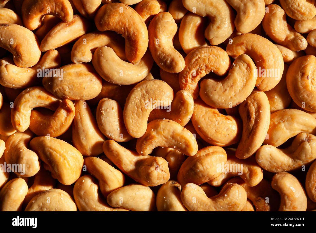 Texture fried nuts hi-res stock photography and images - Alamy