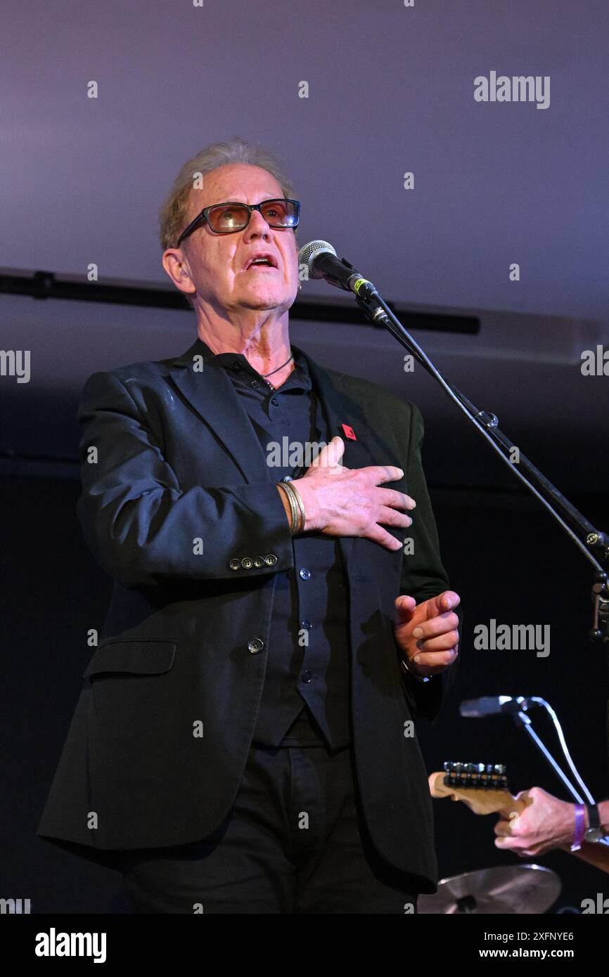 John jones oysterband hi-res stock photography and images - Alamy