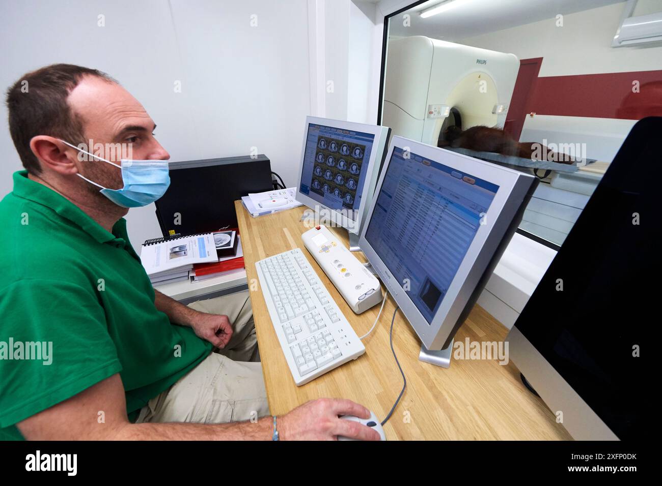 Imaging instruments hi-res stock photography and images - Alamy